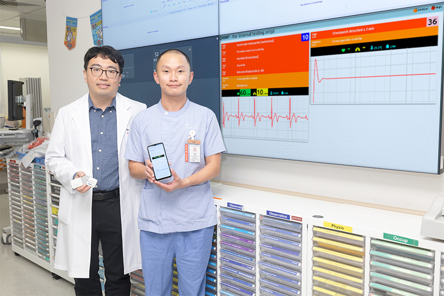 (From left) Dr Lui Chun-tat and Coe Hui say the CHIMP monitors patient ...